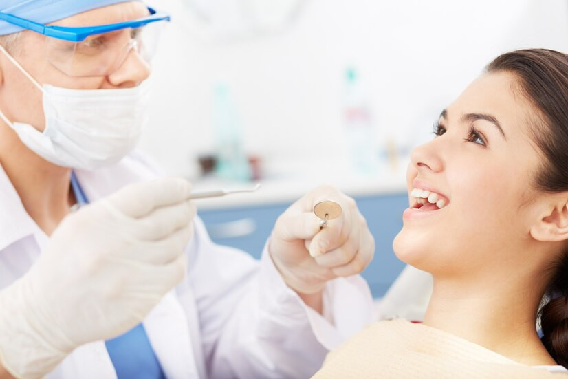 Mengenal Gejala, Jenis dan Penyebab Gingivitis (Radang Gusi) | AI Care